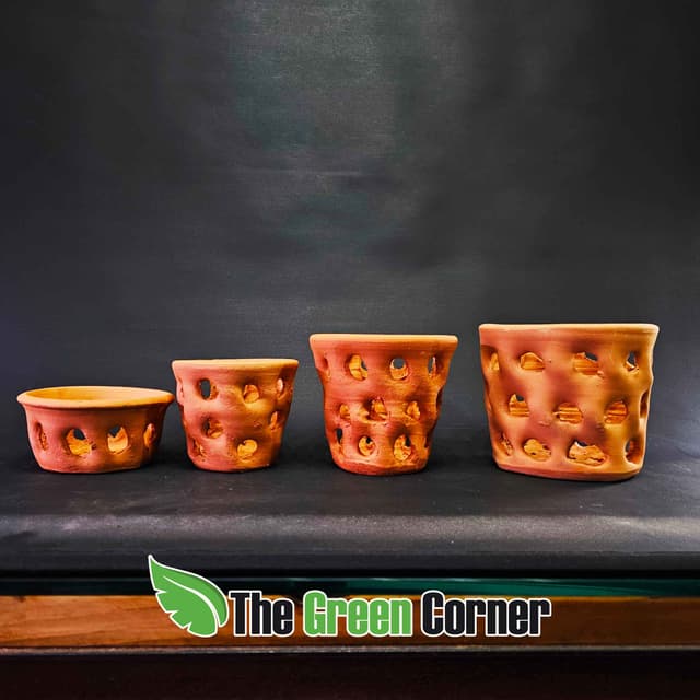 Maceta de barro con orificios 15x8 cm | The Green Corner